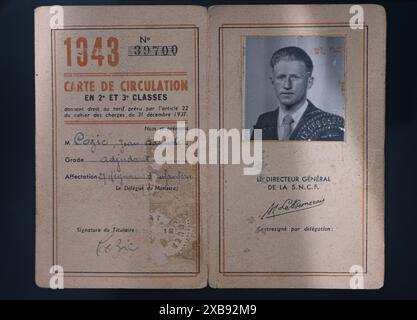 A military circulation card 1943 SCNF, 27 French infantry regiment on ...