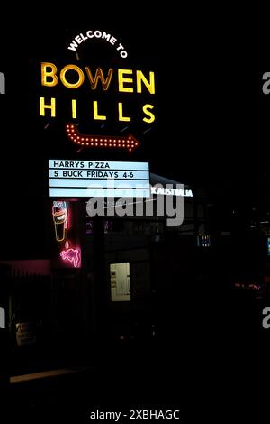Neon signs in Bowen Hills Brisbane Stock Photo - Alamy