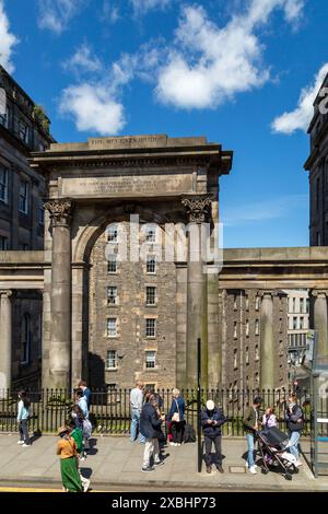 Regent Bridge Edinburgh Stock Photo - Alamy