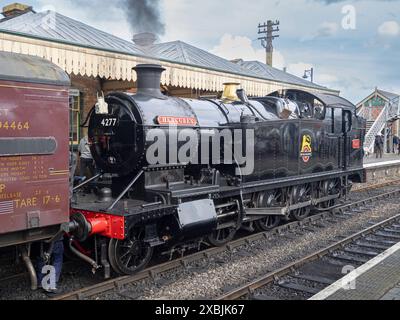 Great Western Railway Class 42XX 2-8-0 4277 “Hercules” Stock Photo - Alamy