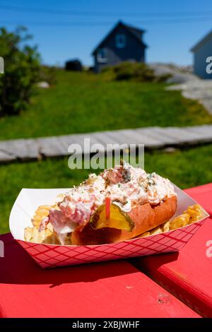 Atlantic Lobster Roll served in bannock, in an Aboriginal fashion Stock ...