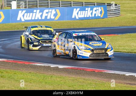 Ash Sutton Under Pressure From Bobby Thompson, British Touring Car ...