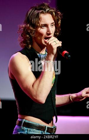 Arendal 20240611Artist Lavrans Svendsen is a guest of Märtha Louise ...