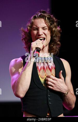 Arendal 20240611Artist Lavrans Svendsen is a guest of Märtha Louise ...