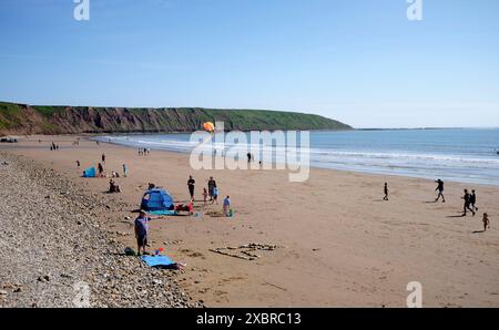 The northern beach off the Cobble Landing at Filey, North Yorkshire ...