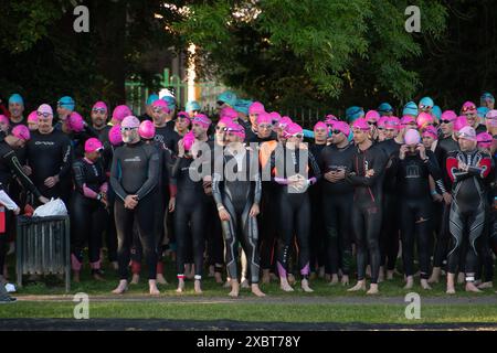 FILE PICS. 13th June, 2024. Triathletes swimming in the River Thames in ...