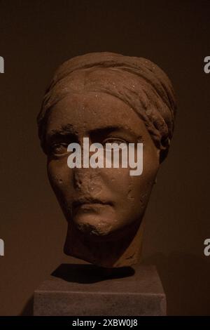 Woman's statue in a museum, Musee du Louvre, Paris, France Stock Photo ...