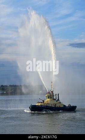 Svitzer Bootle puts on a spectacular display of the tug’s water ...