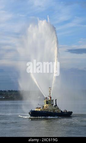 Svitzer Bootle puts on a spectacular display of the tug’s water ...