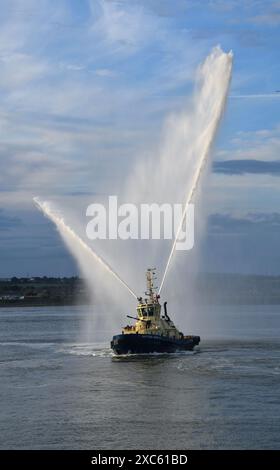 Svitzer Bootle puts on a spectacular display of the tug’s water ...