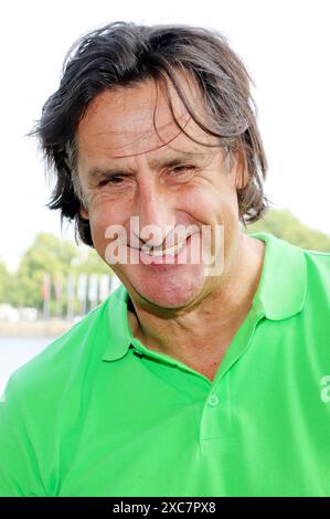 Christian Schenk beim Drachenbootrennen 2024 der Michael Stich Stiftung ...