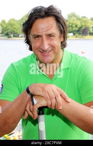 Christian Schenk beim Drachenbootrennen 2024 der Michael Stich Stiftung ...