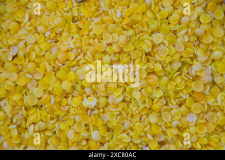 Mustard seeds that have been broken open are known as split mustard ...