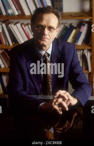 Jean Claude (Jean-Claude) SCHMITT - Date : 20021001 ©John Foley/Opale ...