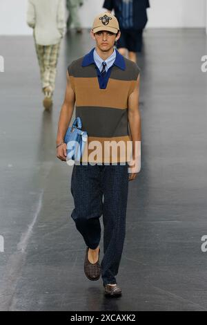 Milan Fashion Week - Men S/S 2027 Pronounce men and women fashion show ...