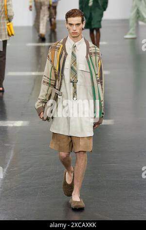 Milan Fashion Week - Men S/S 2027 Dolce & Gabbana fashion show Runway ...