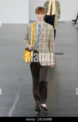 Milan Fashion Week - Men S/S 2027 Missoni Men and Women Presentation ...