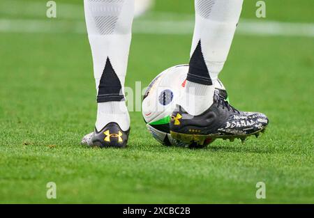 Legs of Antonio Rüdiger, Ruediger, DFB 2 with Ball, Under Armour shoes ...