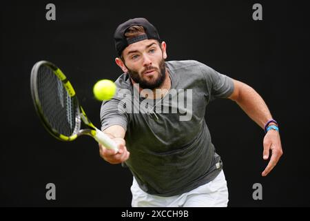 Jacob Fearnley in action against Mattia Bellucci in their men's semi ...