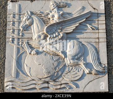 Mozambique, Maputo, Maputo Cidade, The old Portuguese colonial bull ...