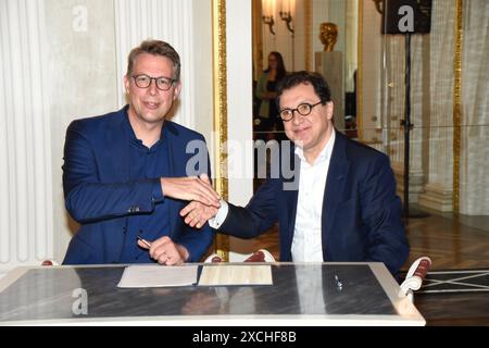 Markus Blume Kunstminister Serge Dorny Bayerische Staatoper Intendant ...