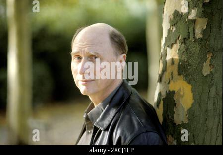 Robert Olen BUTLER - Date : 20031101 ©John Foley/Opale.photo Stock ...