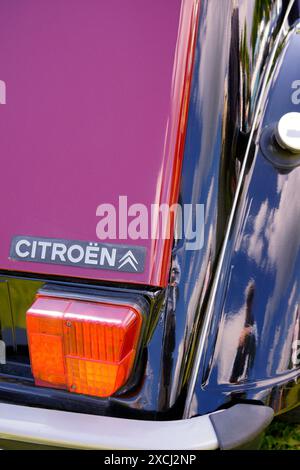 vintage citron car Stock Photo - Alamy