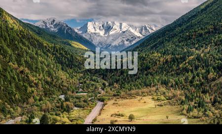 Ganzi Tibetan Autonomous Prefecture Sichuan Province China Stock Photo ...