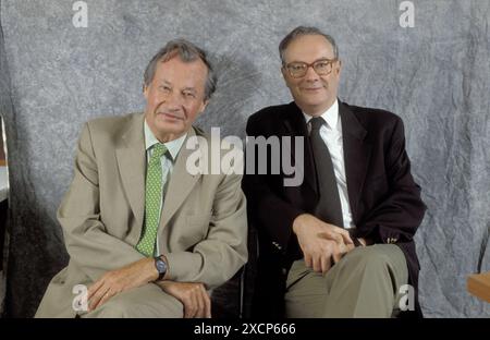 Jean Marie (Jean-Marie) CHEVALIER et jacques MISTRAL - Date : 20040701 ...