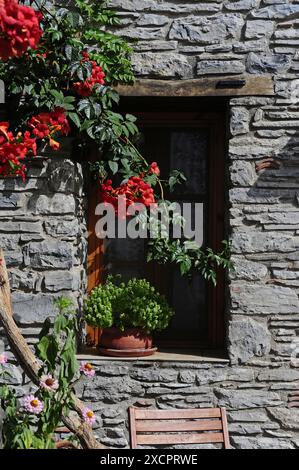 PPL PHOTO LIBRARY - COPYRIGHT RESERVED Lazise, Lake Garda PHOTO CREDIT ...