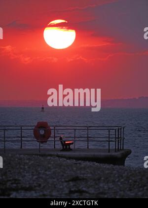 Sheerness, Kent, UK. 18th June, 2026. UK Weather: stunning sunset in ...