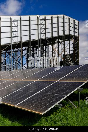 ski hall architecture in the Alpenpark Neuss in Germany with solar ...