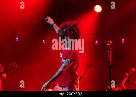 Italian singer Music Concert - Gio Evan - Moksa Bar Gio Evan Giovanni ...