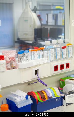 Cell culture room, cleanroom, Bioengineering and Microbiology ...
