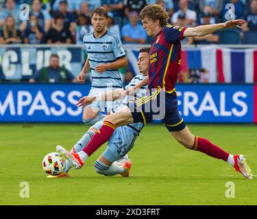 Kansas City, KS, USA. 19th June, 2024. Sporting Kansas City players ...