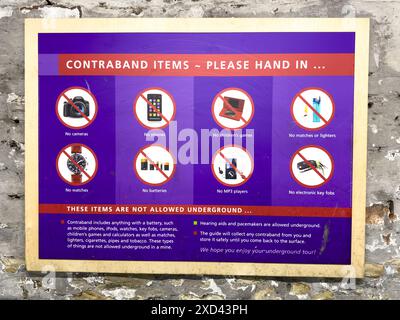 Information on prohibited battery-powered items before descending 140m ...