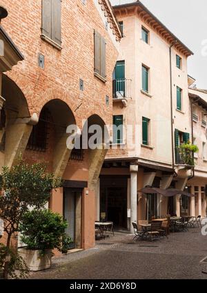 Typical Italian street, Treviso, Italy. Italian architecture in Europe ...