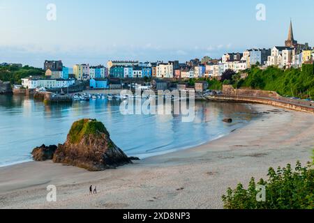 Sunrise at Tenby Harbour Stock Photo - Alamy