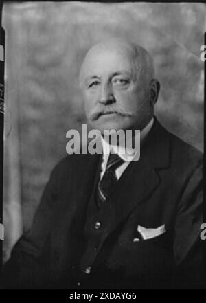 Stone, Galen L., Mr., portrait photograph. Genthe photograph collection ...