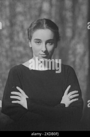 Brandt, Barbara, Miss, portrait photograph. Genthe photograph ...