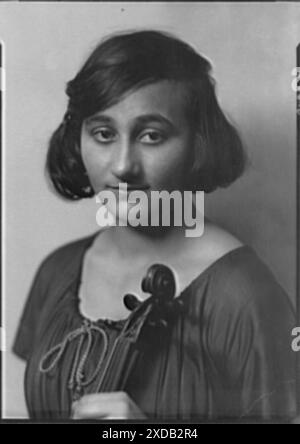 Morini, Erika, portrait photograph. Genthe photograph collection Stock ...