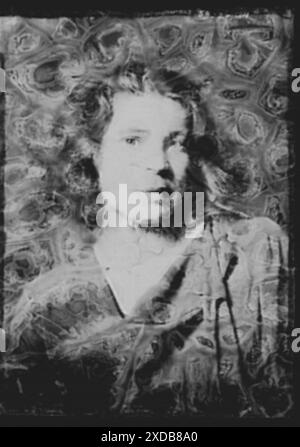 Burns, Aileen, Miss, portrait photograph. Genthe photograph collection ...