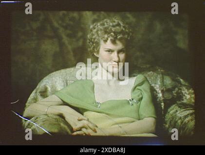 Mrs. Harry A. Bull, formerly Miss Daphne Bayne. Genthe photograph ...