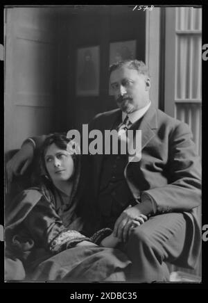 Duncan, Isadora, and Paris Singer, portrait photograph. Genthe ...