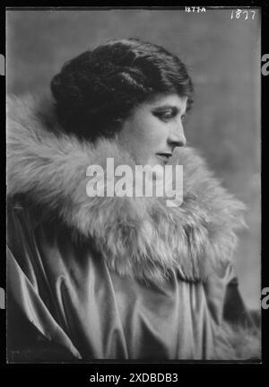 Miss Maxine Elliott Stock Photo - Alamy
