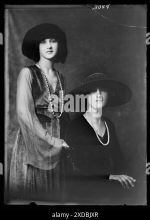 Miss Anna Duncan and sister, portrait photograph, 1919 Oct. 16 ...
