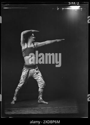 Hecht, Zoltan, Mr.. Genthe photograph collection Stock Photo - Alamy