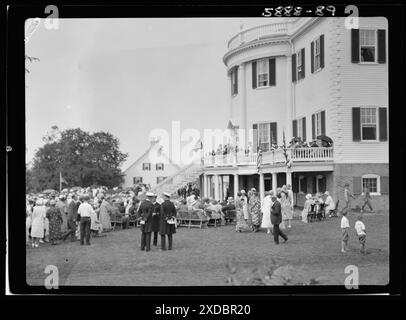 Celebration at the General Knox estate. Genthe photograph collection ...