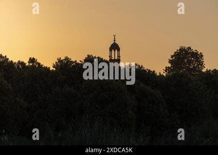 Sunset behind minaret, River Nile, Egypt Stock Photo - Alamy