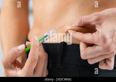 Self-administered heparin injection for anticoagulant therapy towards ...